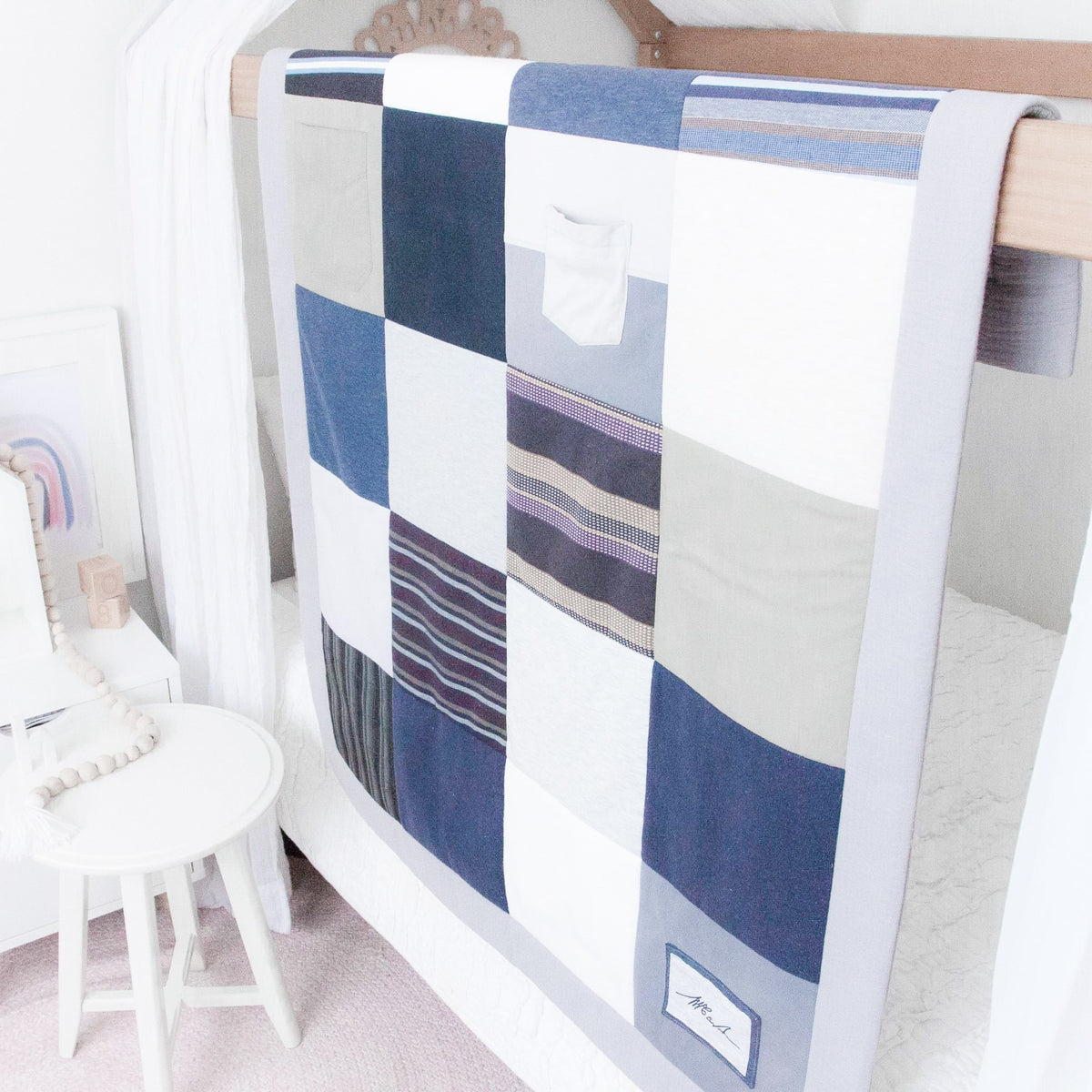 MEMORY QUILT Classic "BORDER SAMMY" Square Heirloom Keepsake Quilt ...